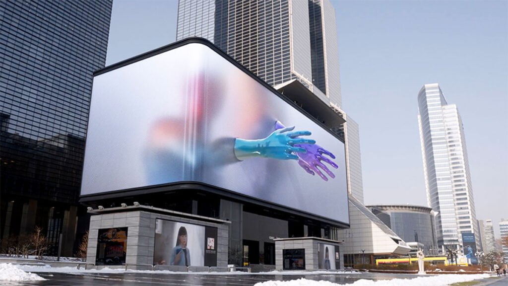 Content services for LED Displays - Megalux